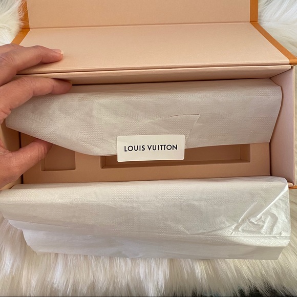 Louis Vuitton | Party Supplies | Louis Vuitton Empty Perfume Box With ...